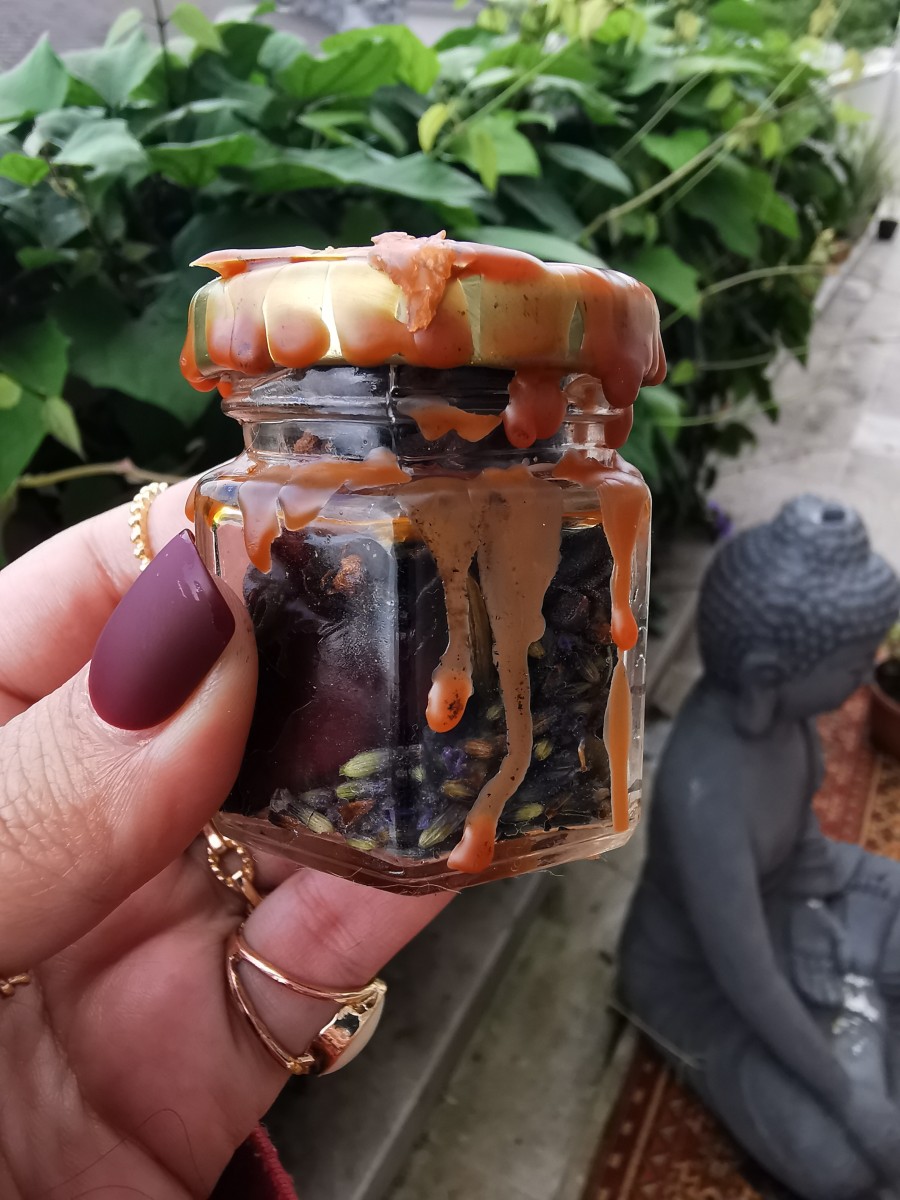 «Spiritual Grounding» Spell Jar for Lightworkers – ES | Katie Mclaughlin
